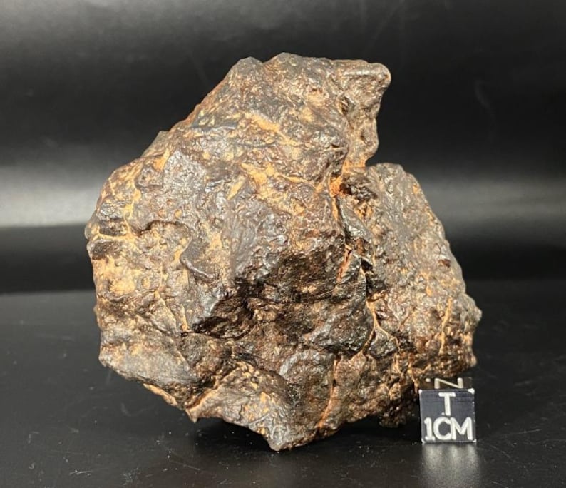 Very Rare Achondrite (NWA 16020) Meteorite – 380g – Museum Quality ...