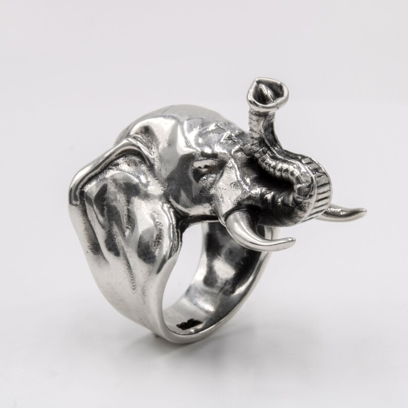 Simple Design Ring for Ladies, Signet Elephant Head Animal, Cute Silver ...