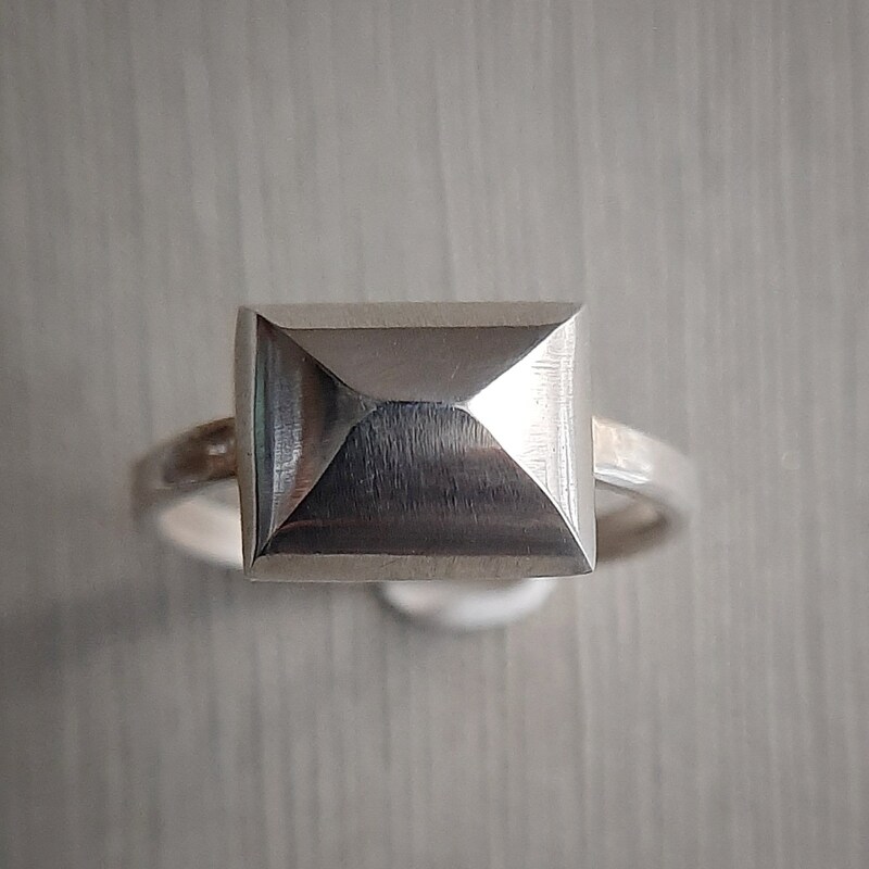Silver Pyramid Ring - Etsy