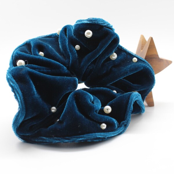 Pearl Scrunchie - Etsy