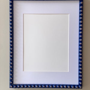 Hand Painted Navy Blue Bobbin Picture Frame With Daisies | Made to ...