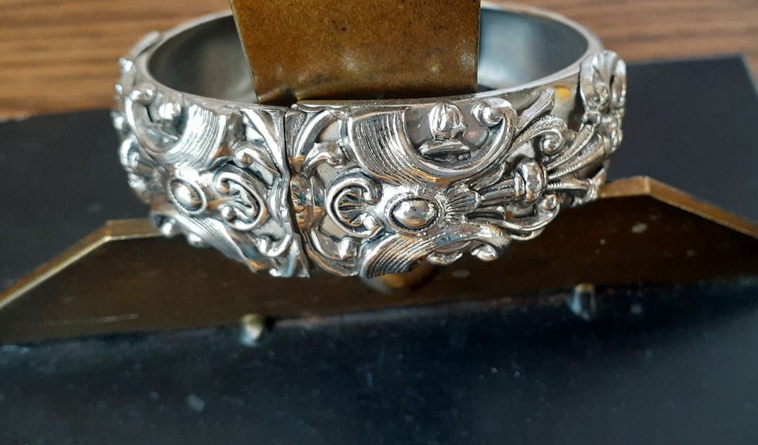 Vintage Silver-tone Hinged Clamp Bracelet - Etsy