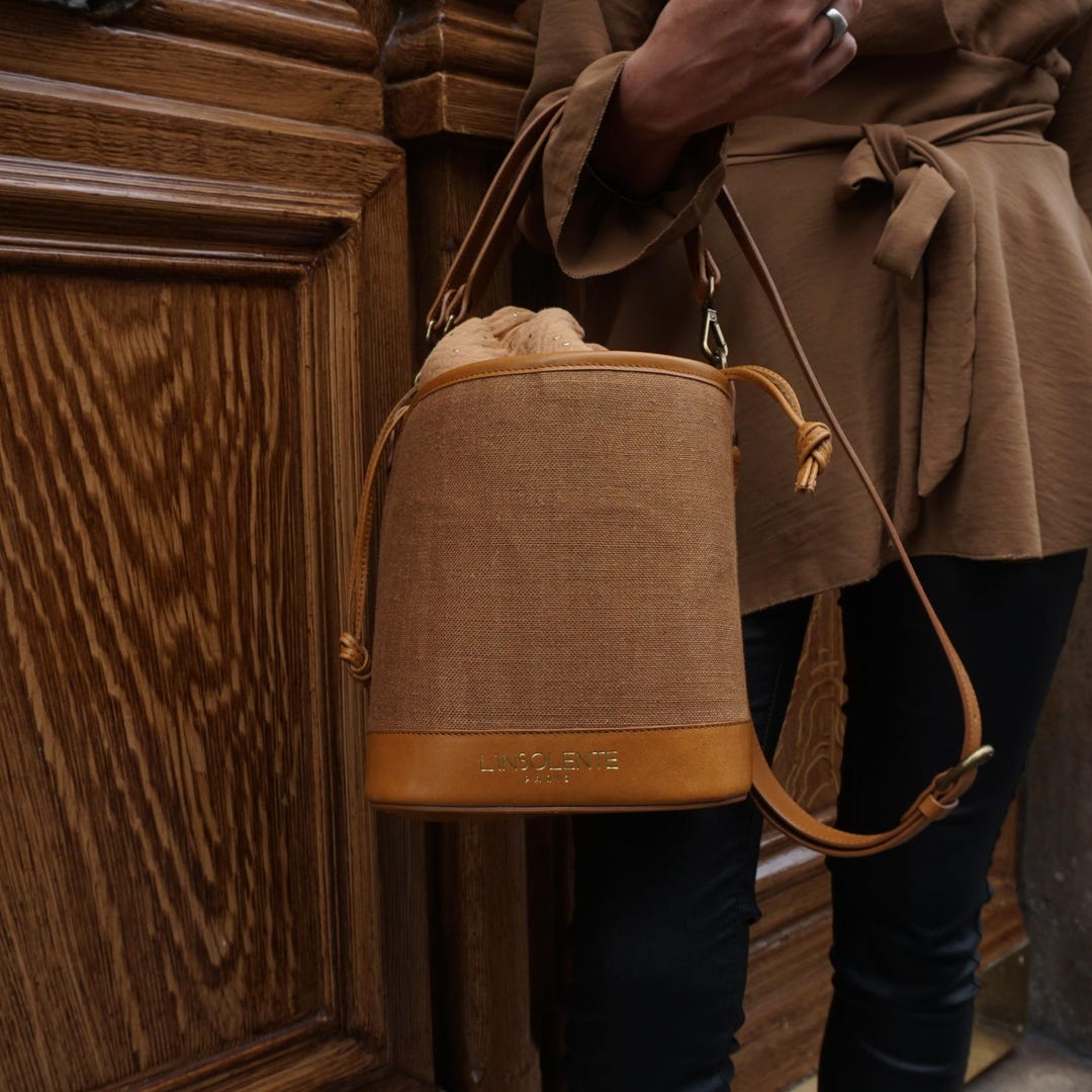 Handbag, Women's Bucket Bag in Leather and Linen, POMPADOUR - Etsy UK
