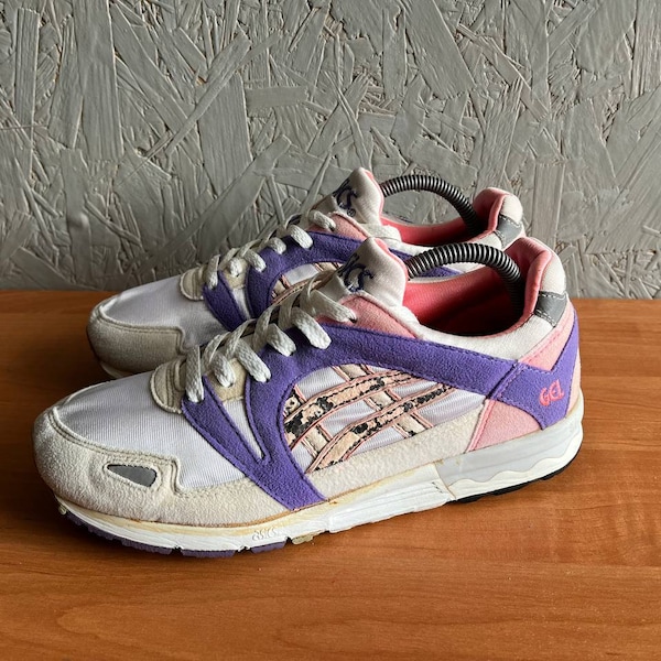 Vintage Asics Shoes - Etsy