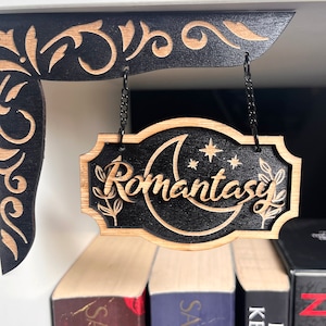 Romantasy Bookshelf Sign: Wooden Bookish Library Decor - Etsy