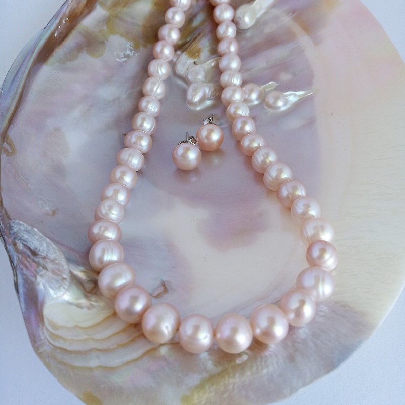 Pink Pearl Necklace - Etsy