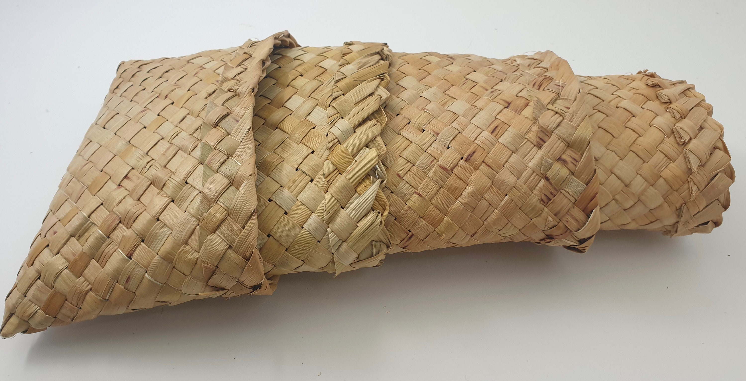 Handmade Flax 2 Corner Kete / Harakeke Kete maori Flax - Etsy New Zealand