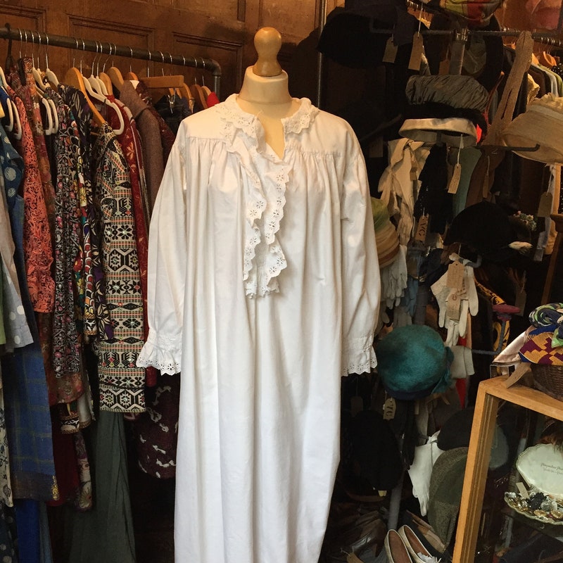 Victorian 1800s Night Gown - Etsy
