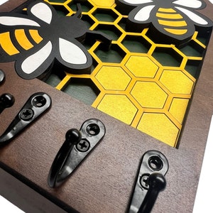 Bee Keyholder, Honeycomb Decor, Rustic Bee Decor, Bee Themed Gift ...