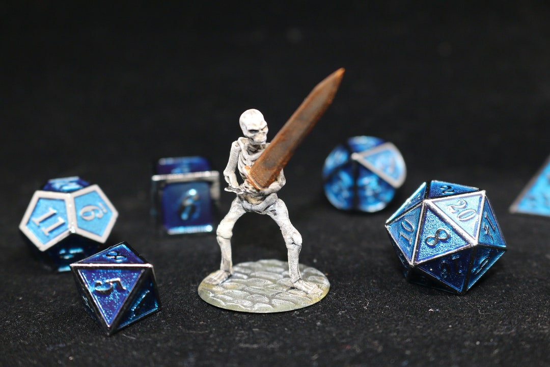 SKELETON WARRIOR With Two-handed Sword Dungeons and Dragons Dnd ...