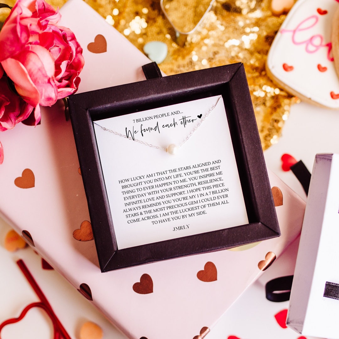 Girlfriend Necklace Gift With Message Card, Birthday Gift Ideas for ...