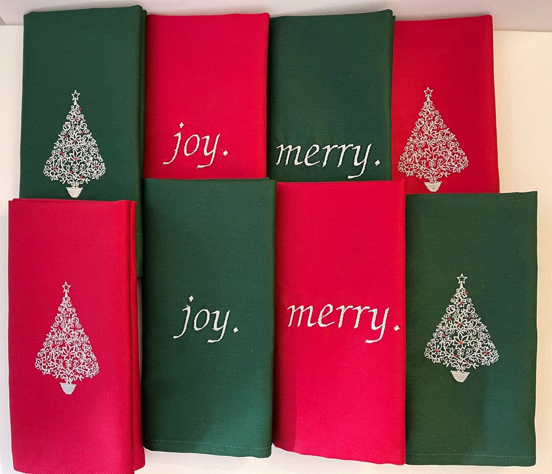 Set of 8 Holiday Dinner Napkins - Etsy