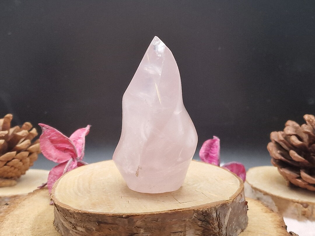 Beautiful Rose Quartz Tip Spiral Torch Flame Spiral Tower Tower ...