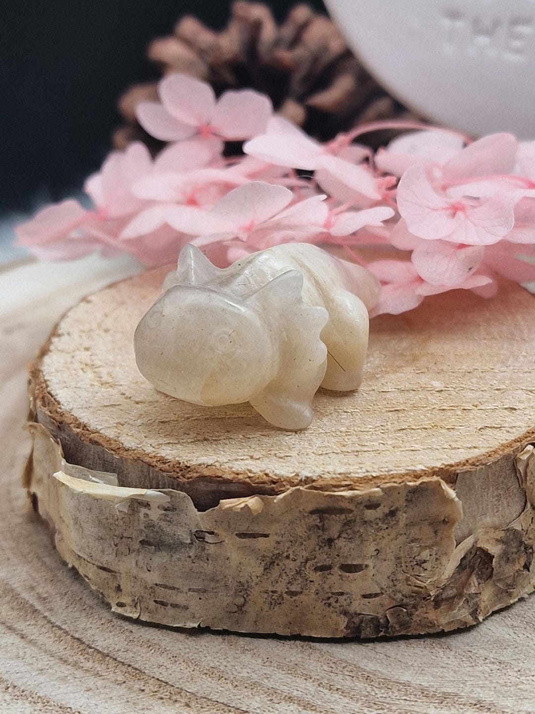 Cute Moonstone Gemstone Axolotl Crystal Figurine Moonstone Crystal ...