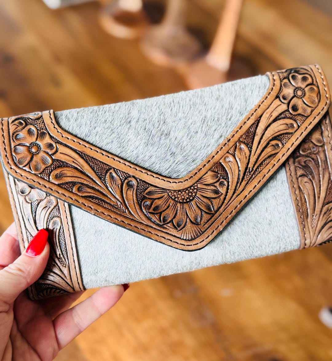 Tooled Leather & Cowhide Western Style Wallet Can Be Personalized Gifts ...