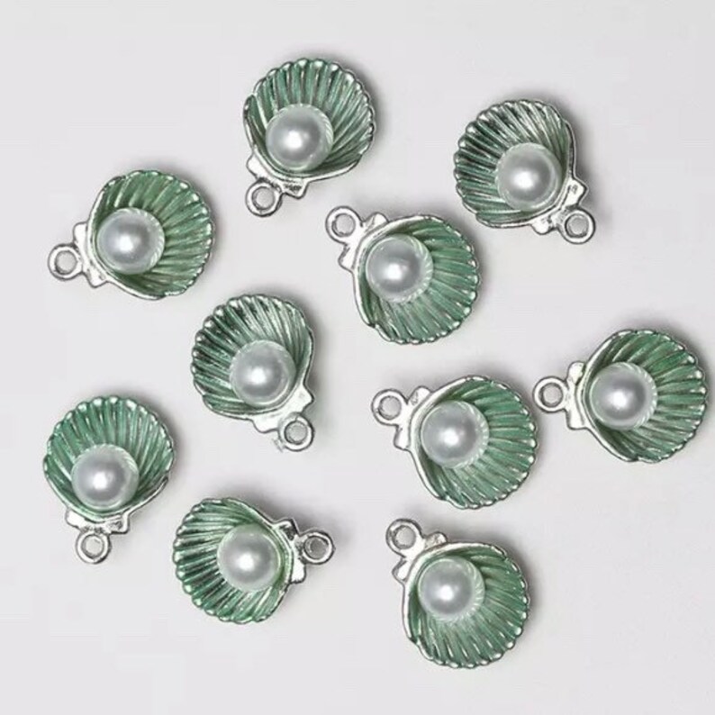 10 Clam Shells With Pearl Charm - Enameled Clam Shell Charm - Choice of ...