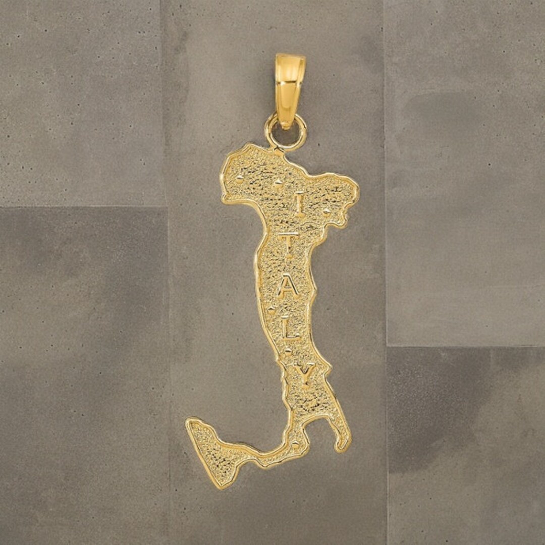14K Gold Map With ITALY Themed Pendant From Peru Beauty Gift Box ...