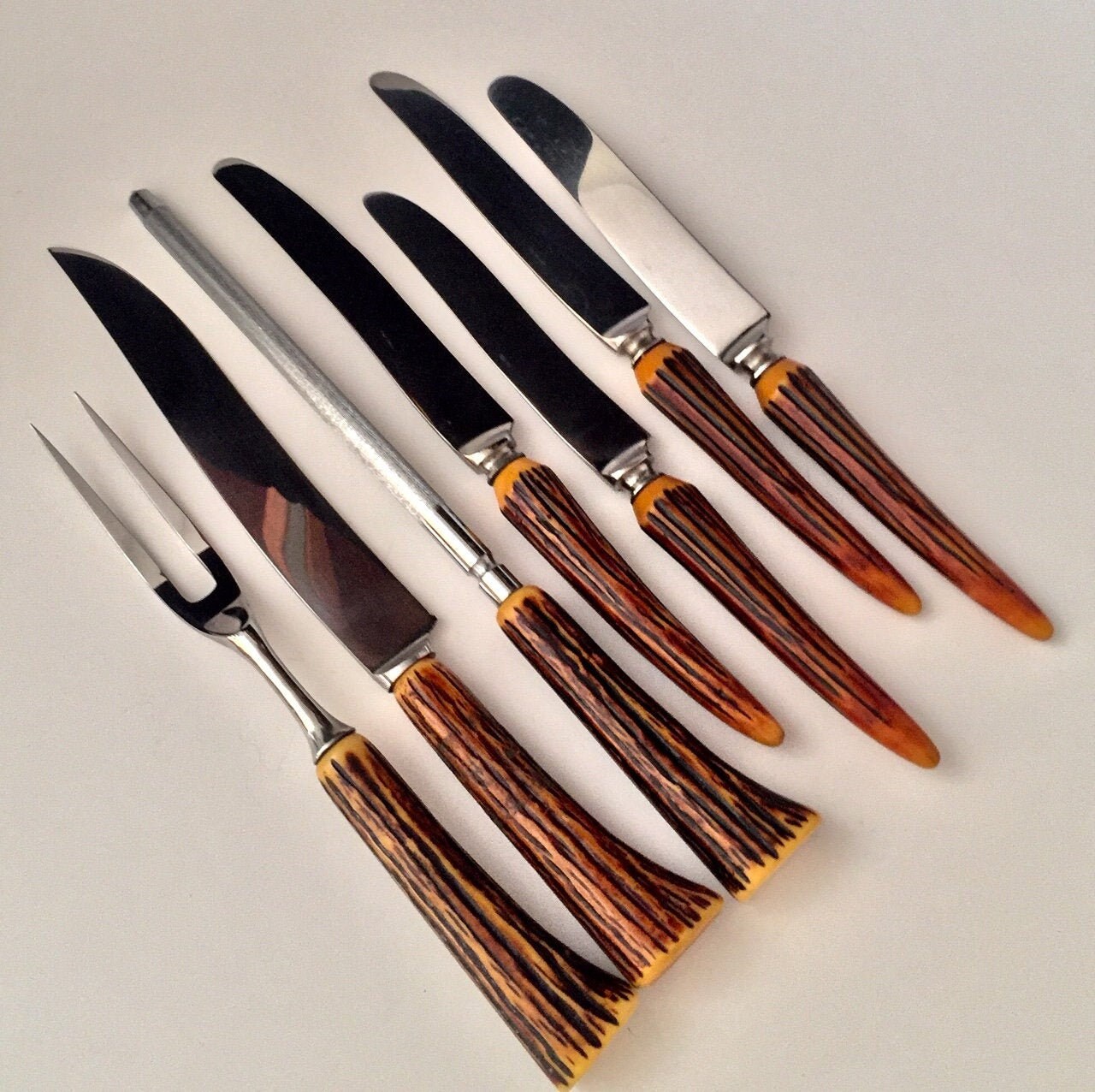 Set of 7 VINTAGE BAKELITE KNIVES Pink Stainless steel Mid Century Home ...