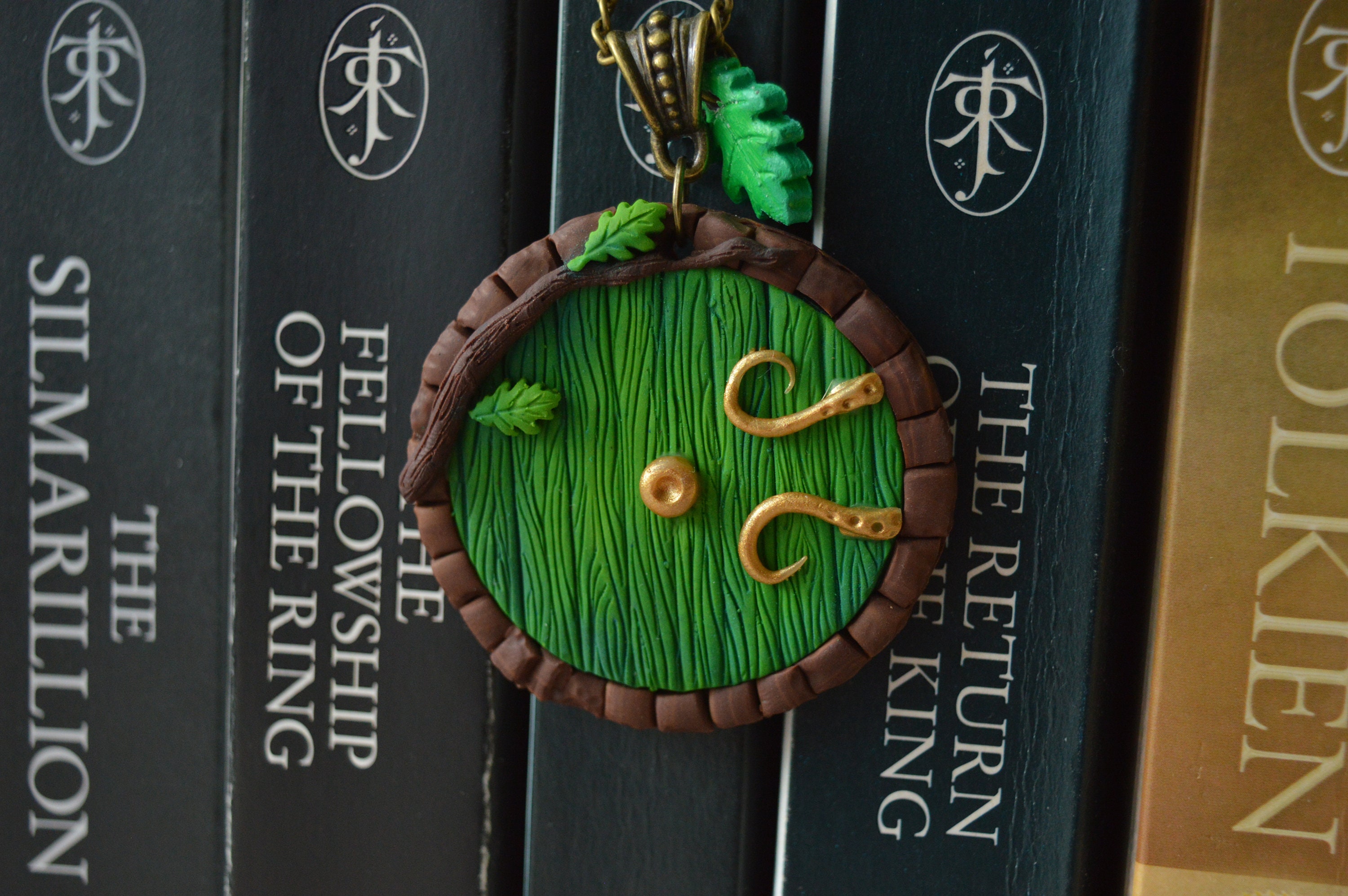 Green Hobbit Door Necklace the Hobbit Jewelry, Lord of the Rings ...