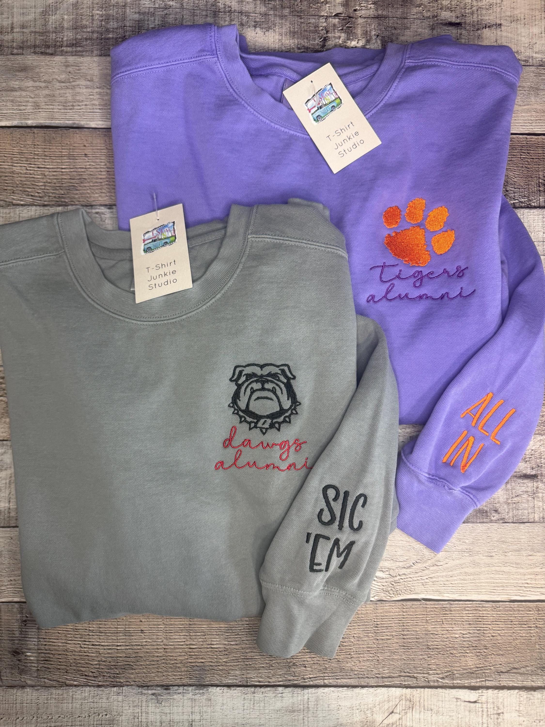 College Embroidered Dawgs Football Bulldogs Dawgs Sweatshirt Comfort ...