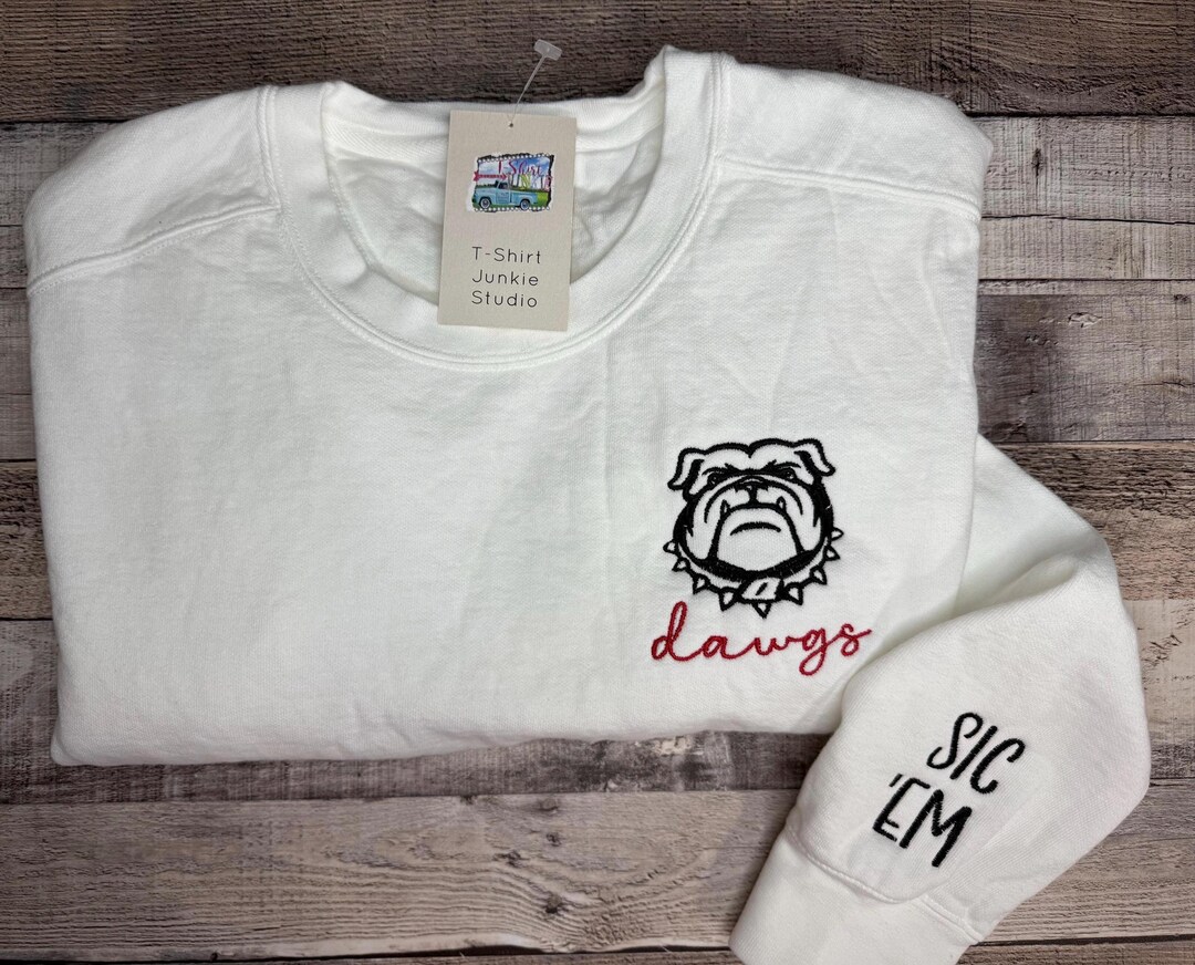 College Embroidered Dawgs Football Bulldogs Dawgs Sweatshirt Comfort ...