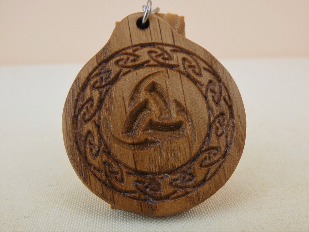 Triple Horn of Odin Wooden Keyring - Etsy