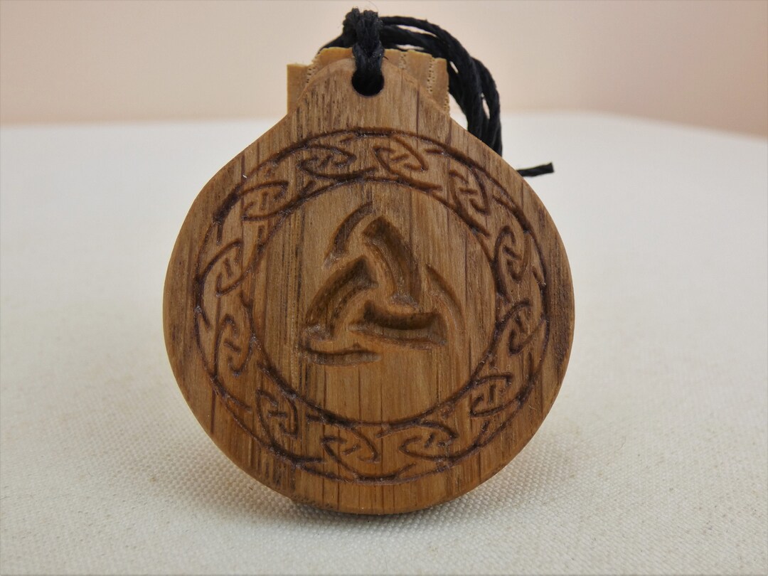 Triple Horn of Odin Wood Pendant Necklace - Etsy
