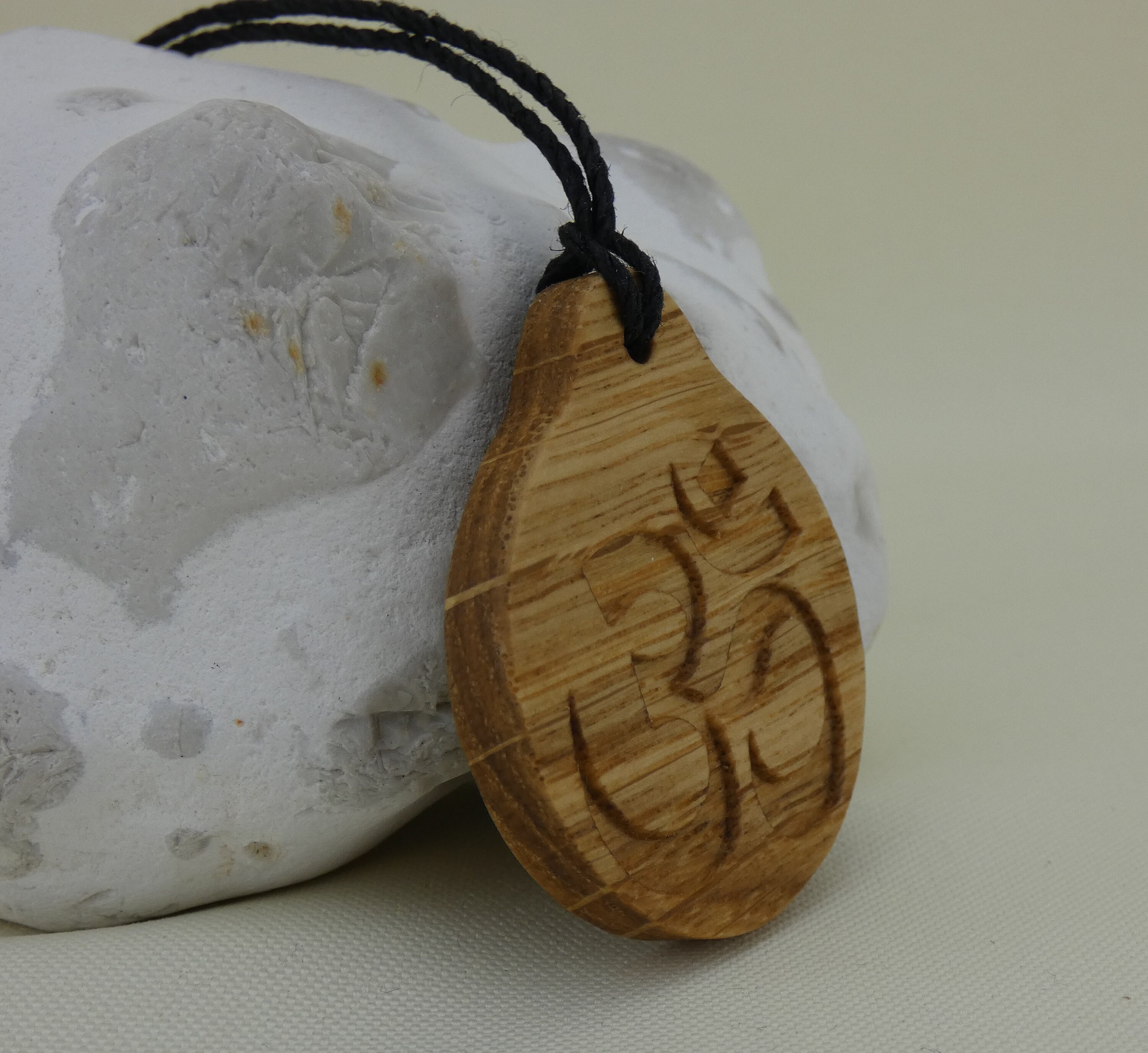 Om, Ohm, Aum, Symbol ,Pendant, Wood, Wooden,Wood Engraving, Oak, wood ...