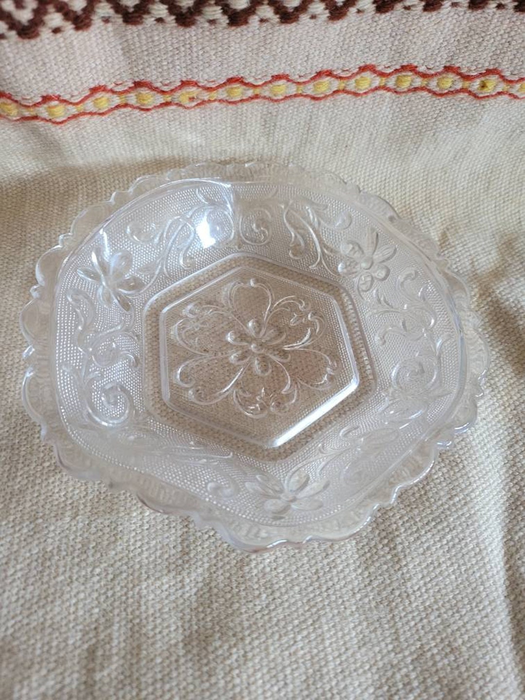 Bowl Round Clear Cut Glass Floral Bumpy Pattern Design Scalloped Edge ...