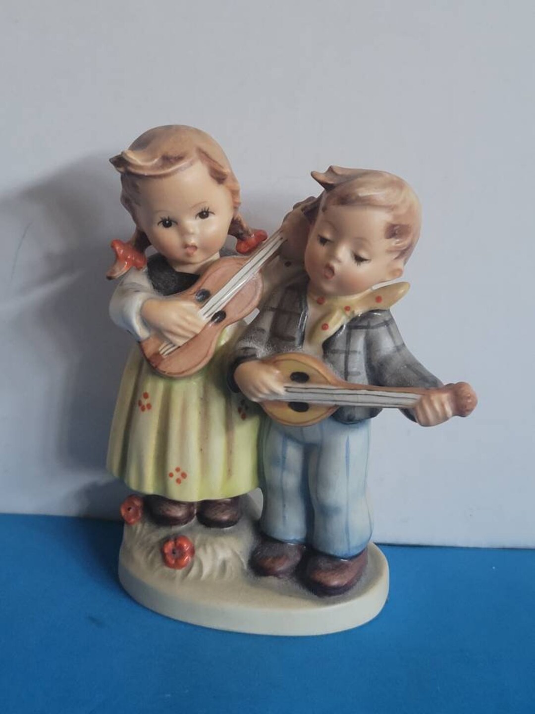 Vintage MJ Hummel Figurine "happy Days" - Etsy