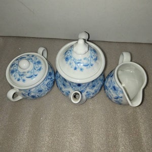 S.P.M. Walkure-bayreuth Bavaria Germany White and Blue Flowers ...