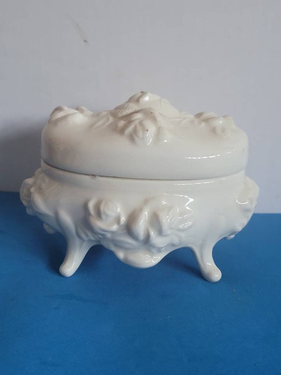 vintage victorian style porcelain - Gem vintage victorian style porcelain - Gem
