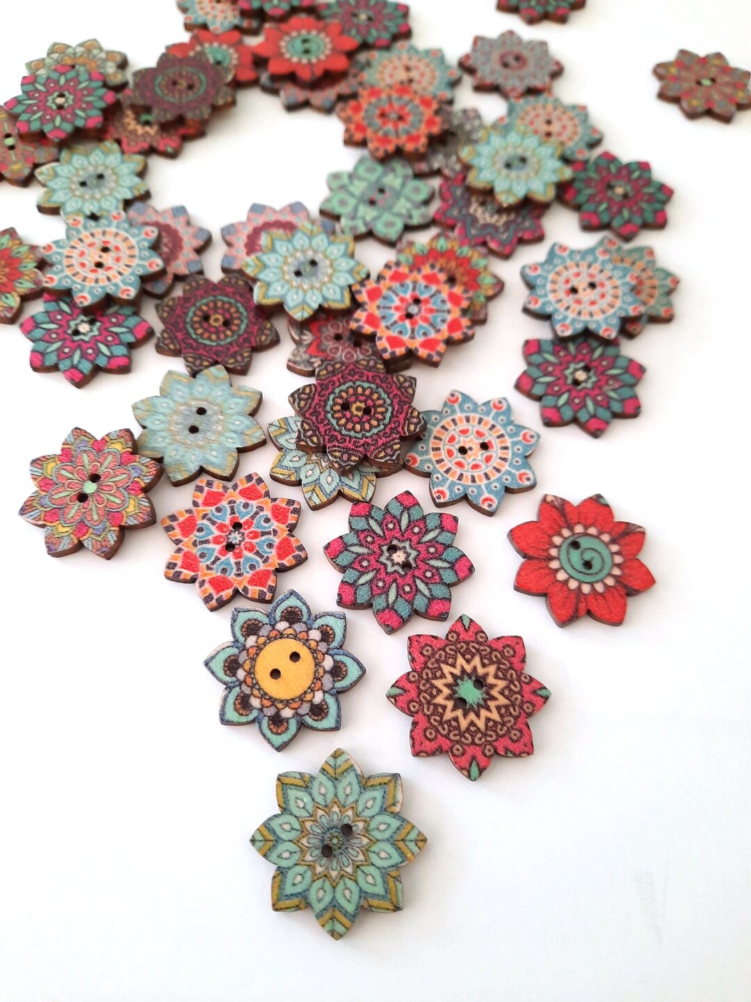 8-pack+ 1 Inch Boho Flower Vintage-look Buttons, Decorative Wood ...
