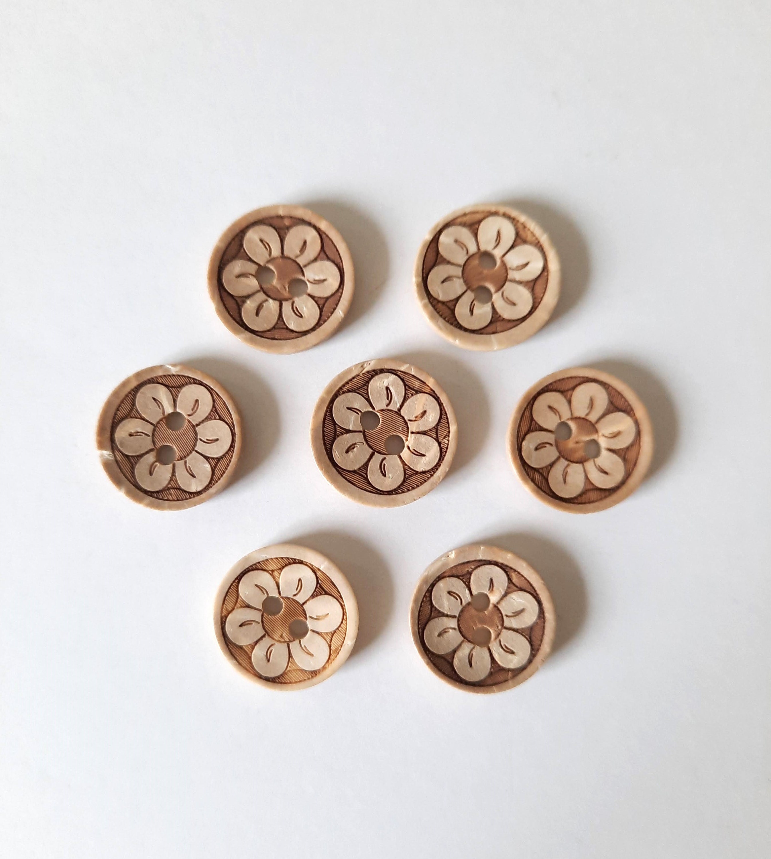 Coconut Shell Flower Buttons: Engraved Wood Craft Buttons (8-pack+) - Etsy