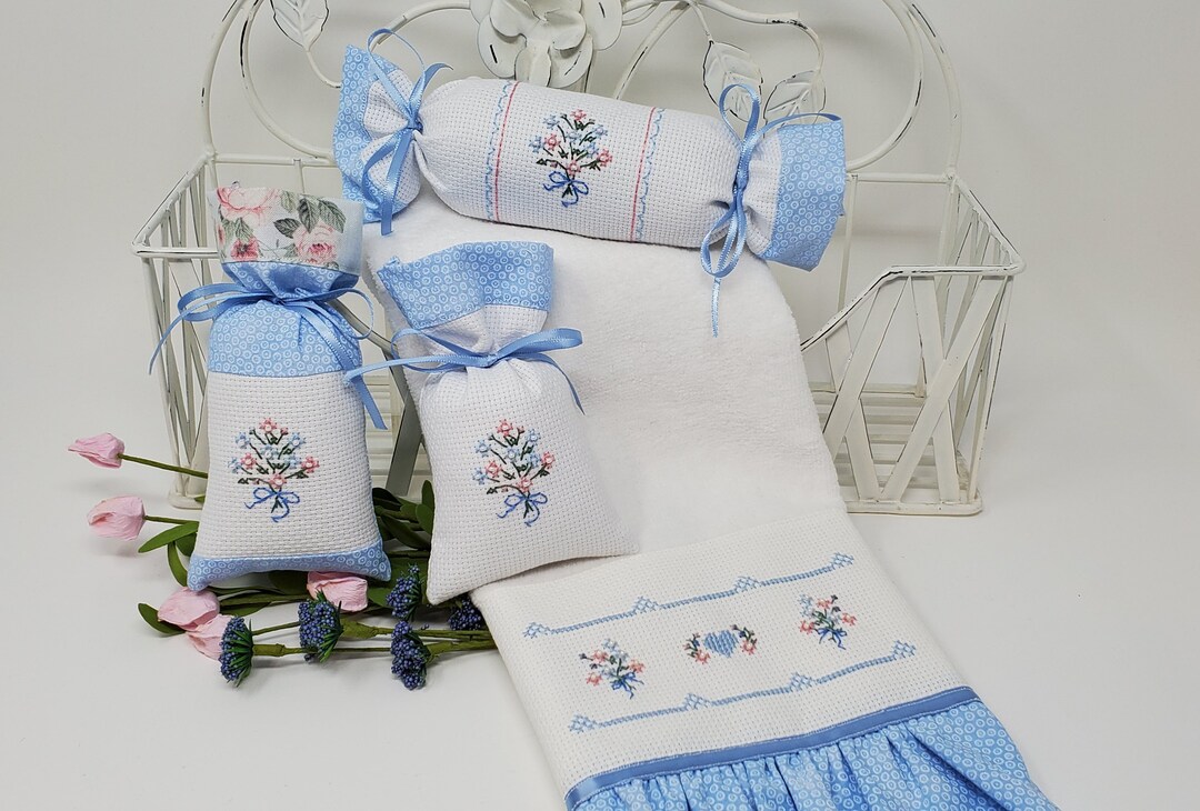 HEART & FLOWERS Cross-stitched White Velour Guest Towel, Roll, Fabric ...