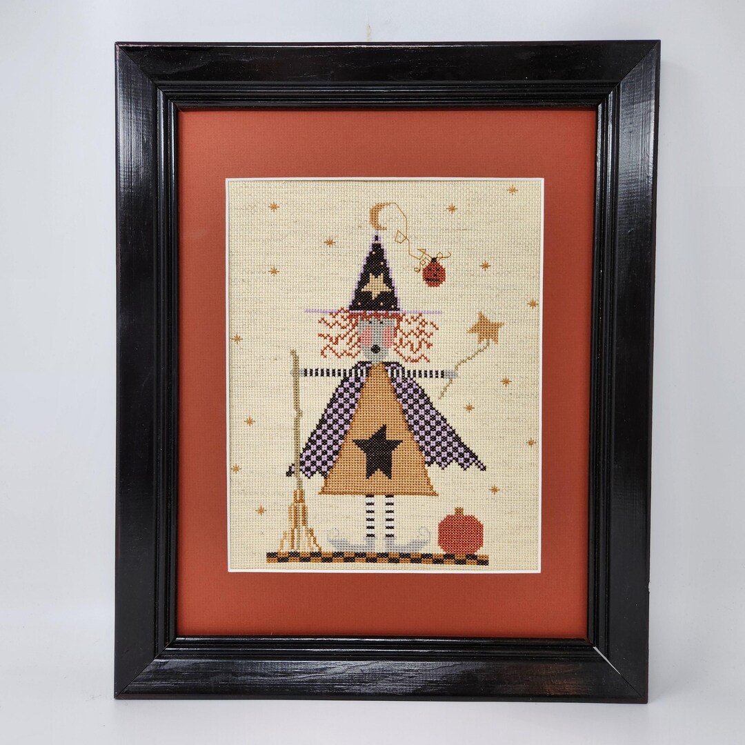 QUIRKY HALLOWEEN WITCH Cross-stitched on 14 Count Oatmeal Aida Finished ...