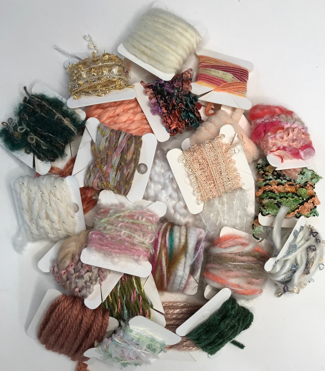 Southern Beauty Bijou Bag 25 Color-coordinated Yarn Samples (50-yards ...