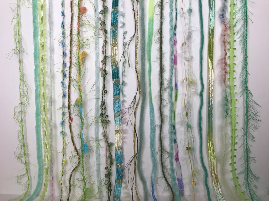 Pixie Cotillion Color Coordinated Bijou Yarn Grab Bag 50-yards 25 Yarns ...