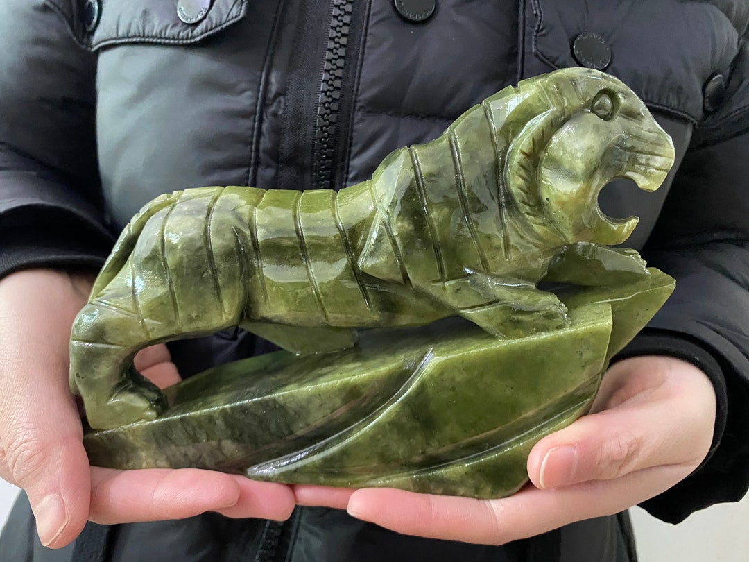 Natural Green Jade Tiger Statue Chinese Feng Shui Lucky Loong Animals ...