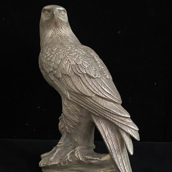 Hawk Garden Statue - Etsy