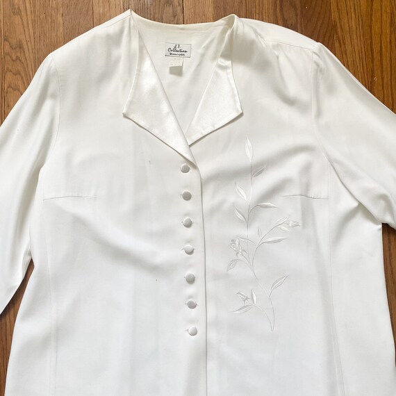 Plus Size 80s White Button Up Top - Gem