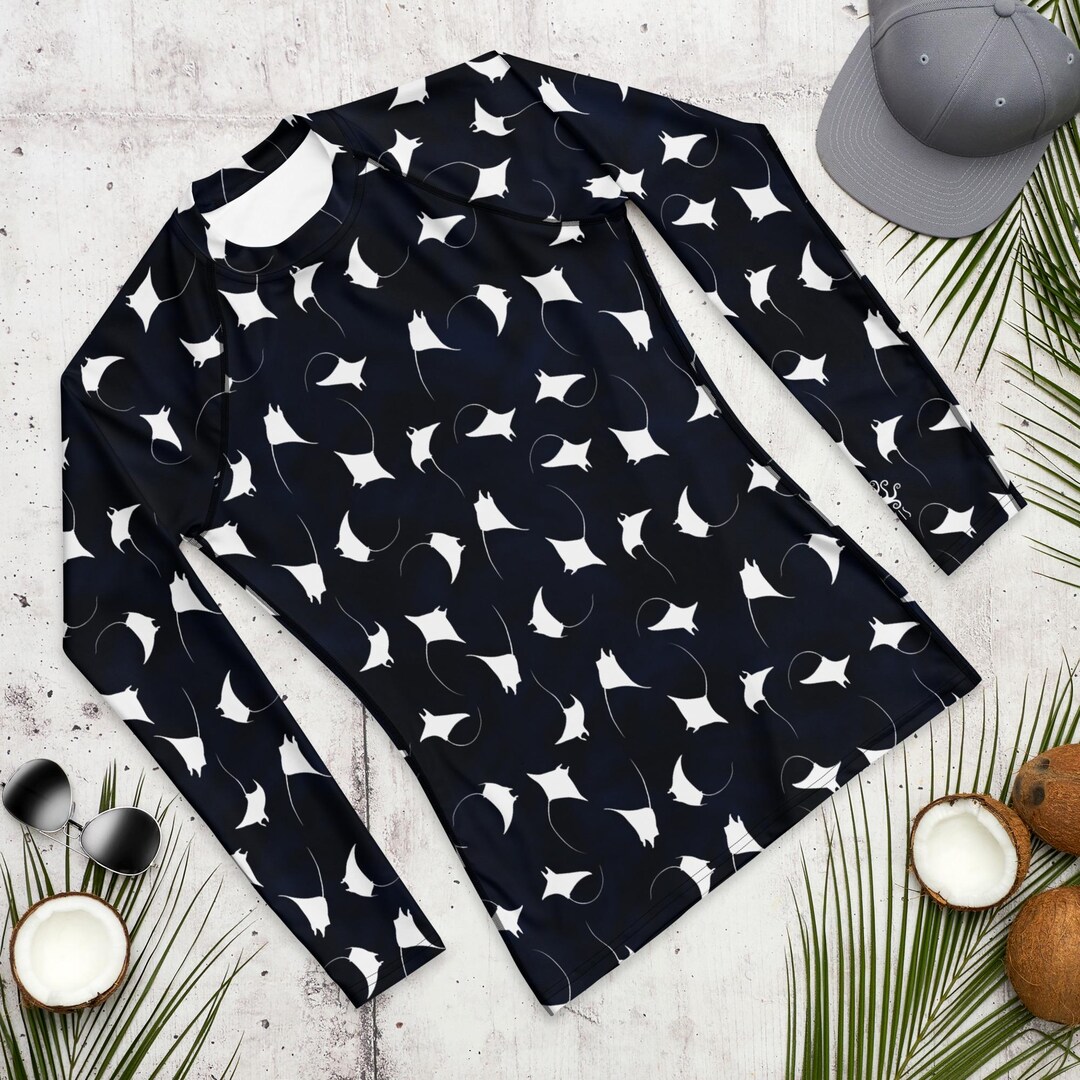 Manta Ray Men’s Rash Guard: Alternative Mobula Devil Rays Goth Swim ...