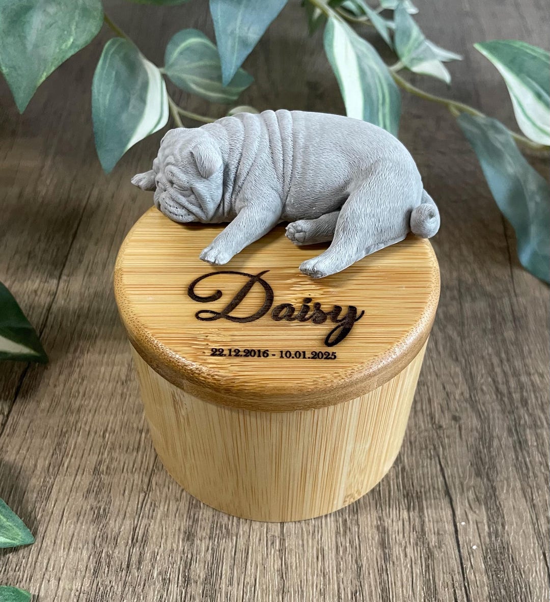 Small Personalised Wooden Pug Urn bamboo Urn Pet Keepsake Pot Dog Urn ...