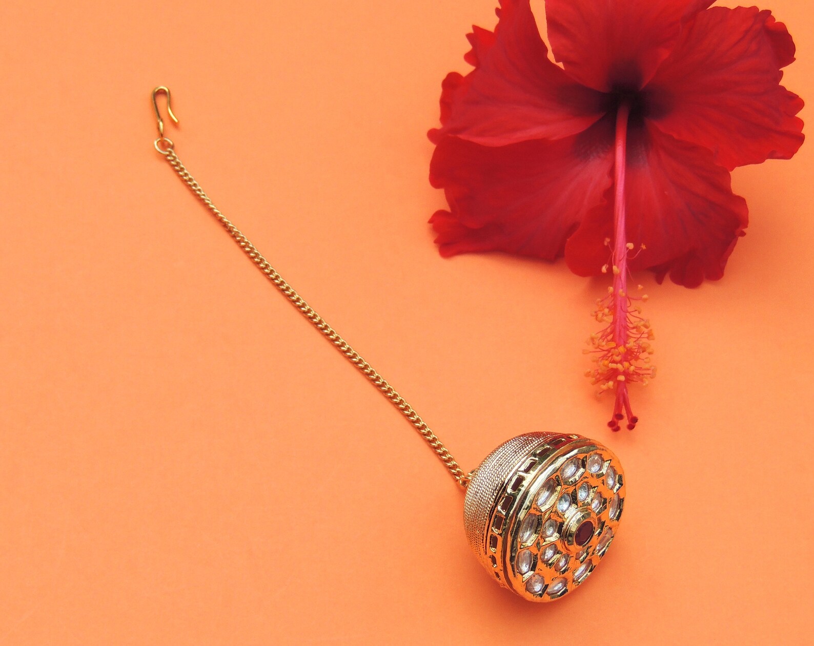 Traditional Rajasthani Borla Tika, Gold Tone Mangtika, Golden Polish ...