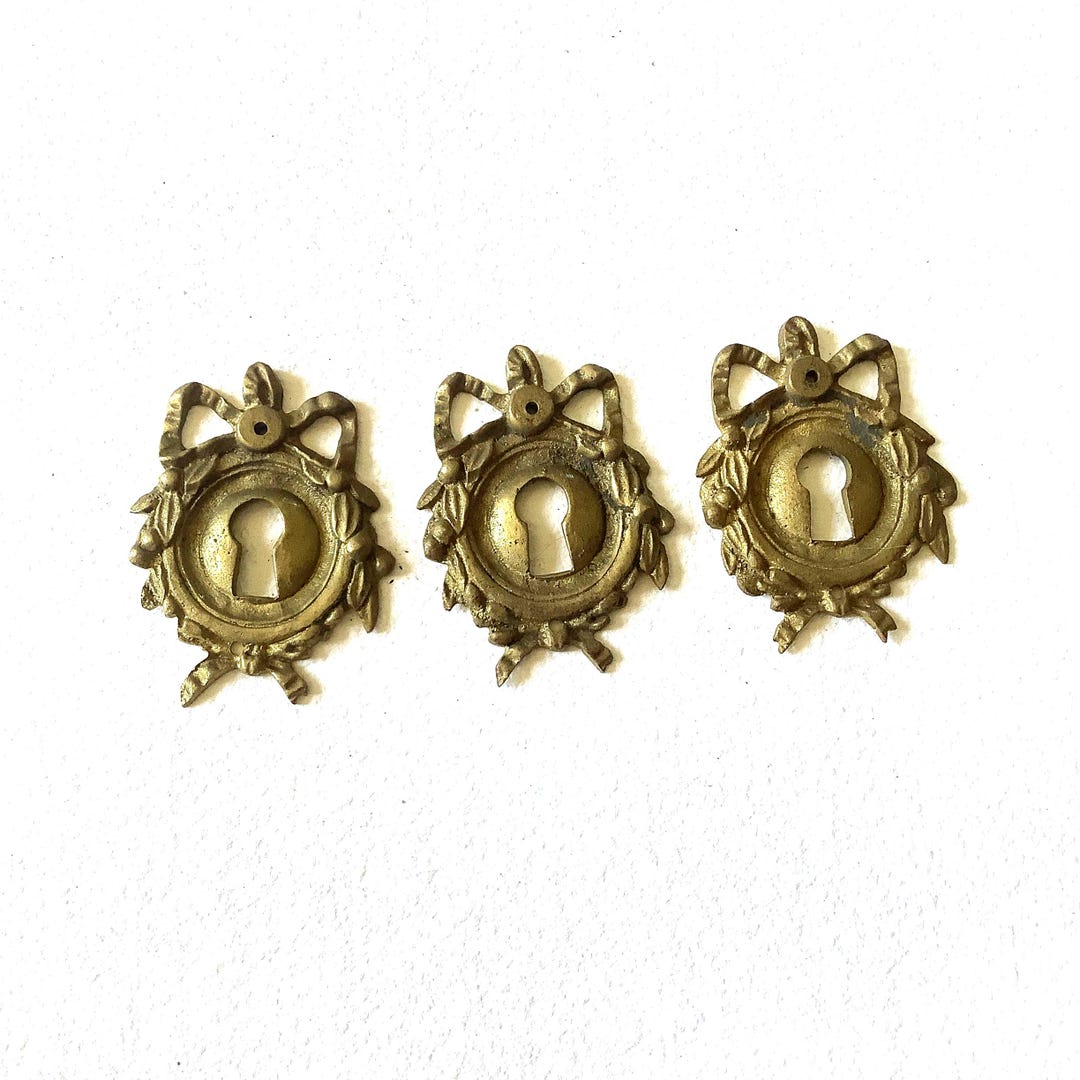 Vintage Ribbons Antique 1900s French Escutcheon Key Hole Keyhole Covers ...