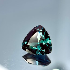 Alexandrite Magic Color Changing Gemstone Trillion Cut Any Size. Top ...