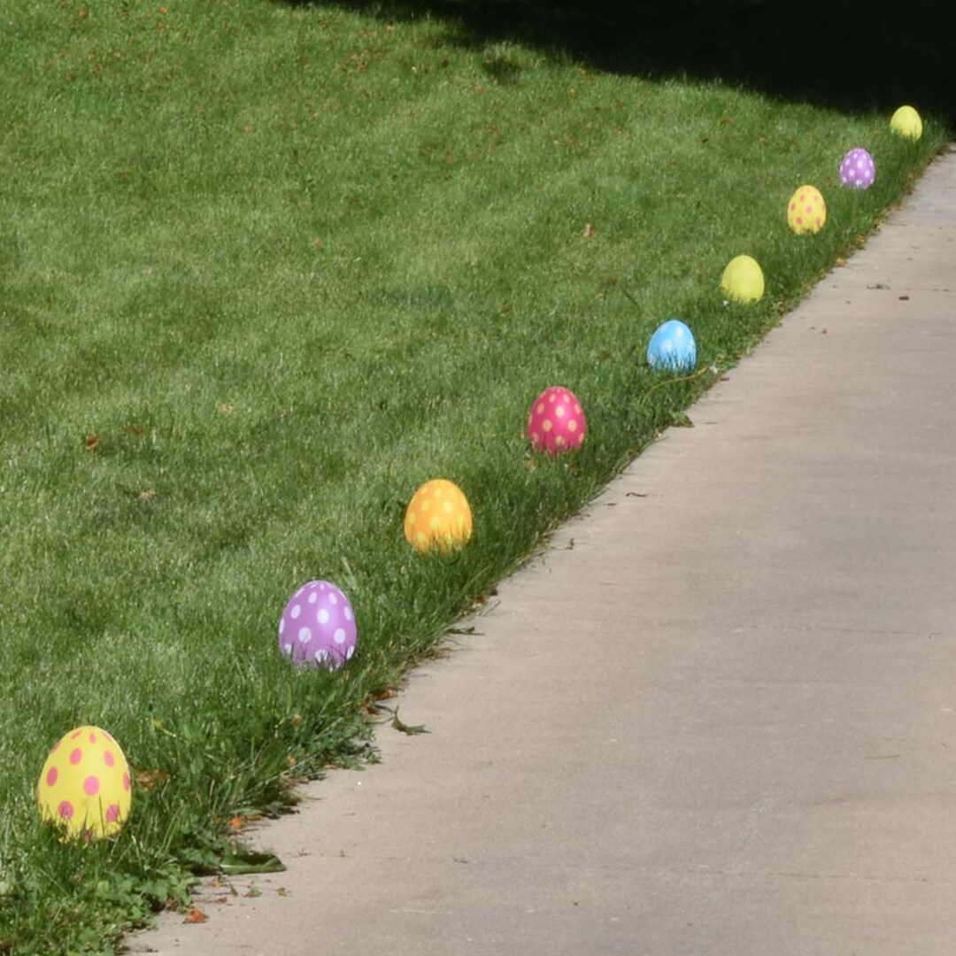 Easter Eggs Pathway Markers, 18pc Easter Yard Art, Easter Decor - Etsy
