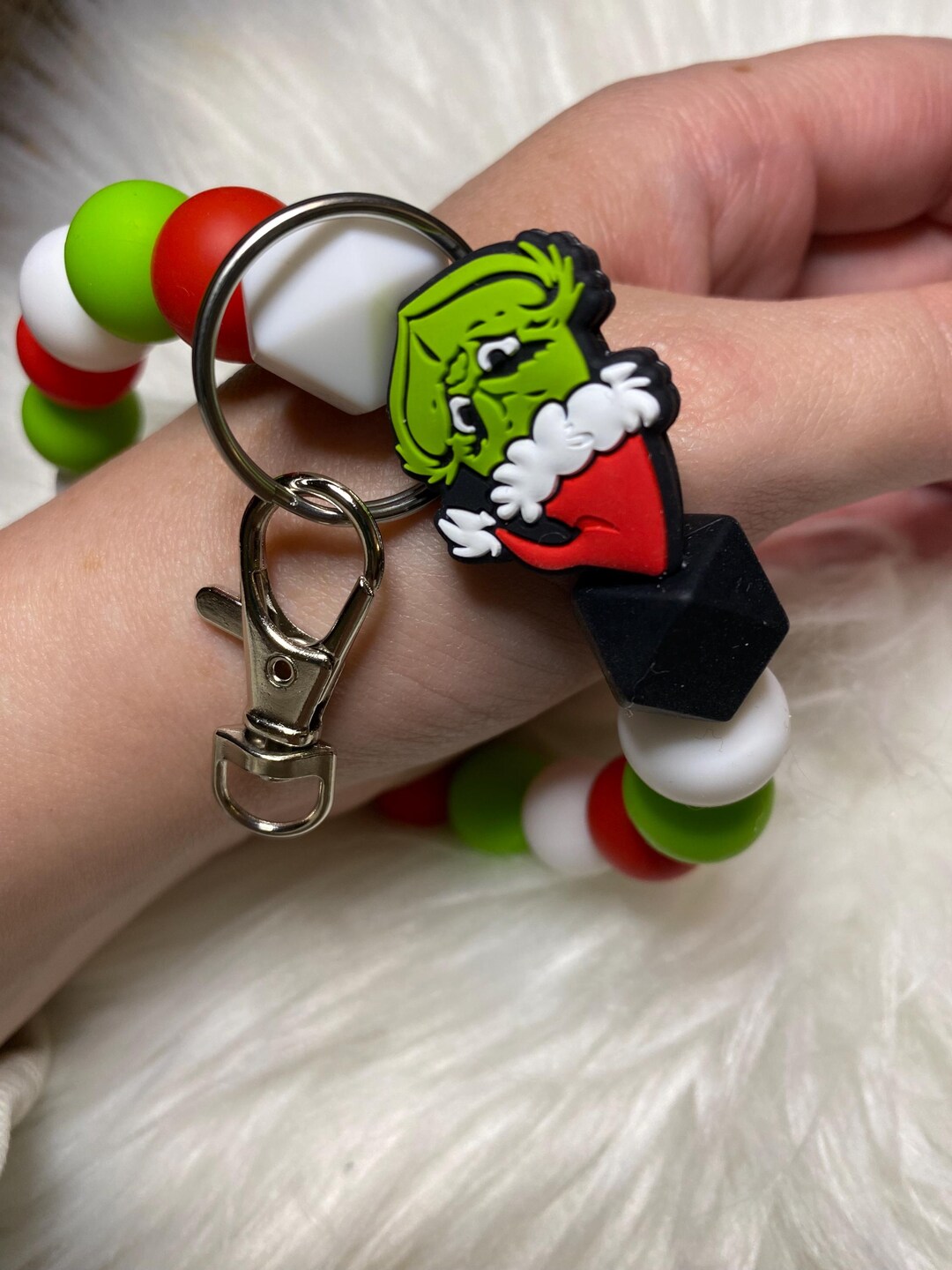 Christmas Grinch Bead Wristlet Keychain, Silicone Beads , Grinchmas ...