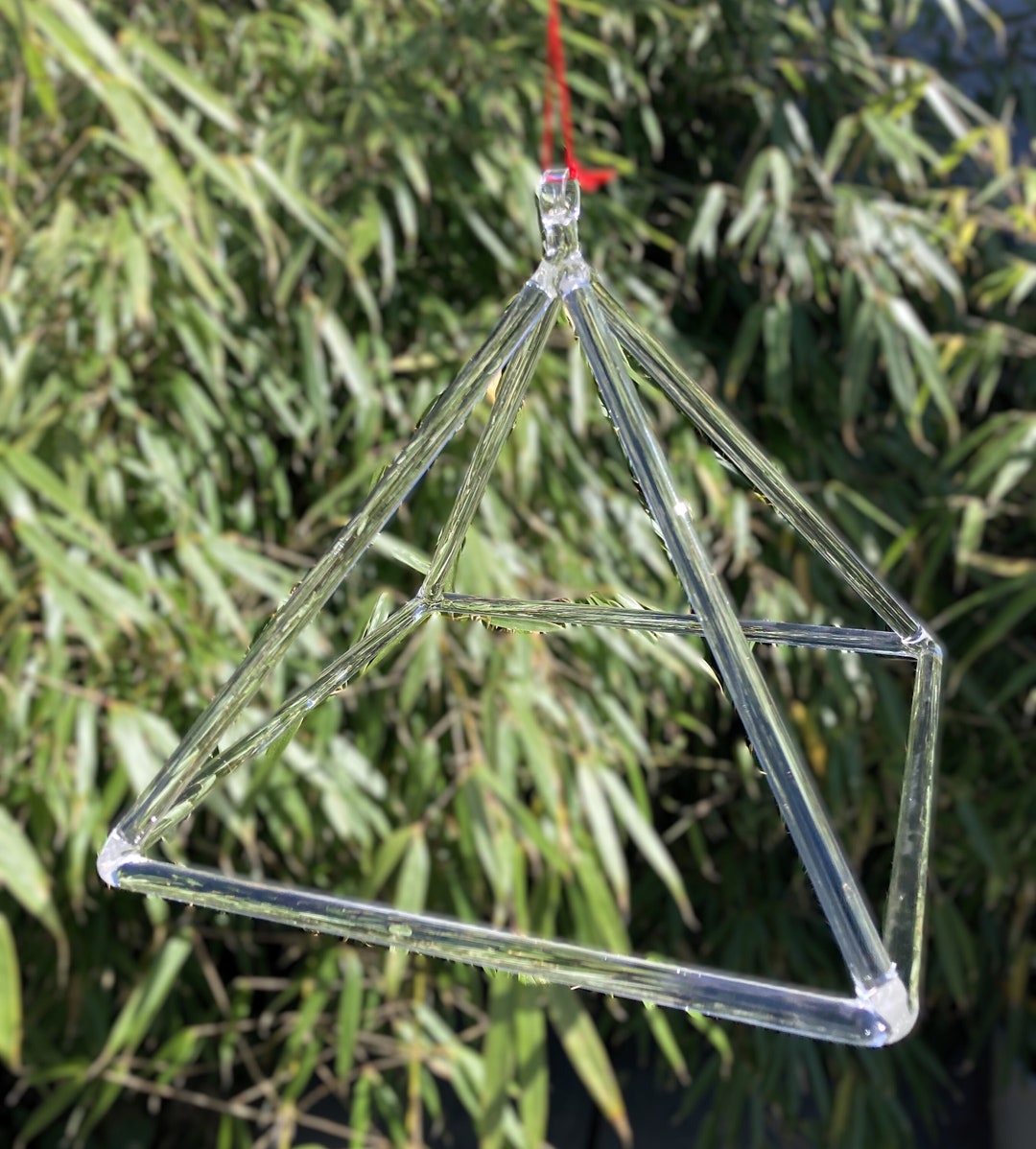 10 Quartz Singing Pyramid With Case & Mallet - Etsy