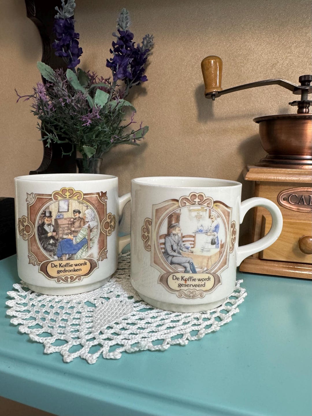 Vintage Dutch Coffee Mugs Set – “de Koffie Wordt Geserveerd & Gedronken ...